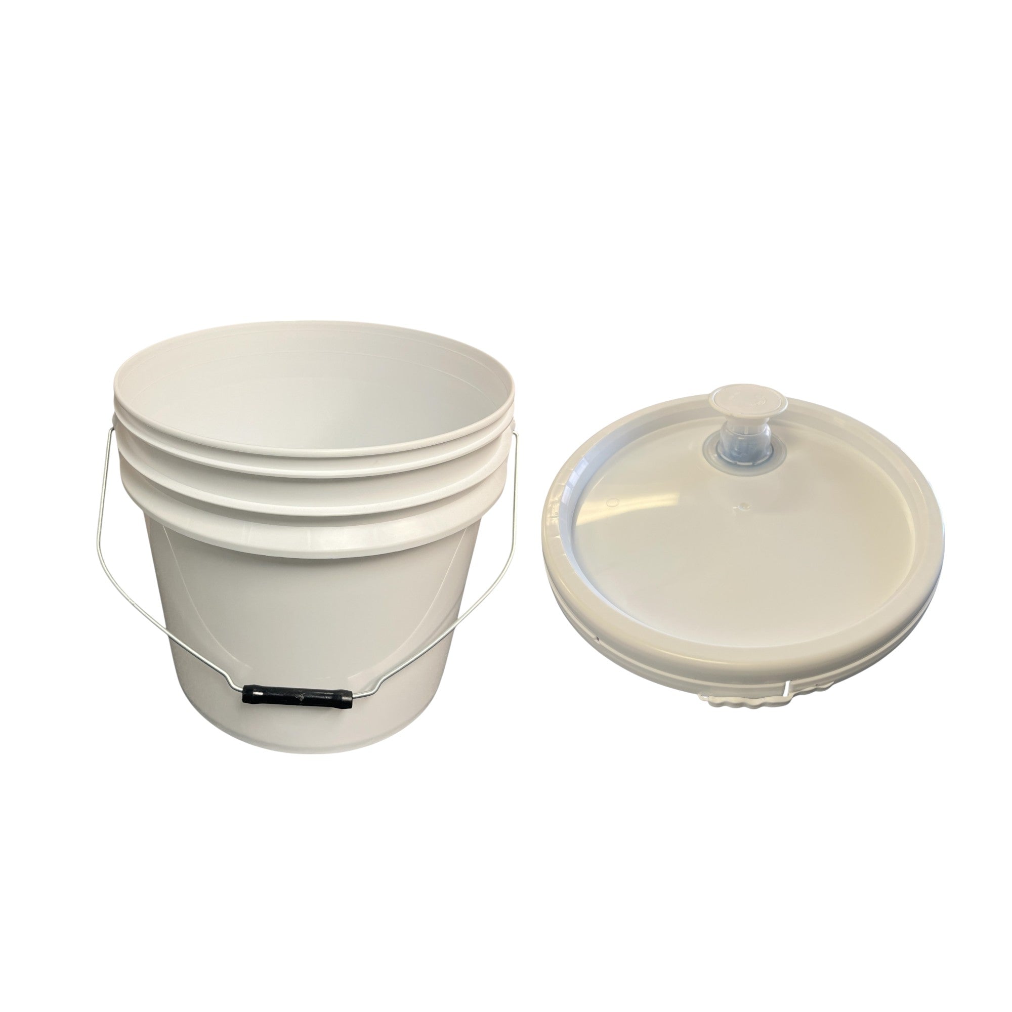 4 Gallon Bucket with Pour Spout Lid- Food Grade (BPA Free Plastic ...